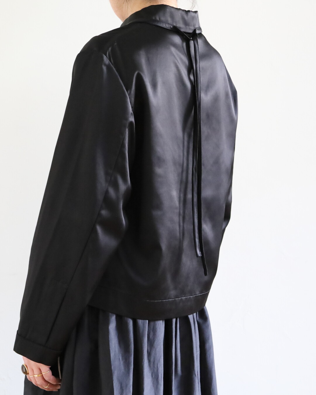 SARA LANZI ~ サテンのショートジャケット : CLOSET SARA LANZI ~ サテンのショートジャケット : CLOSET