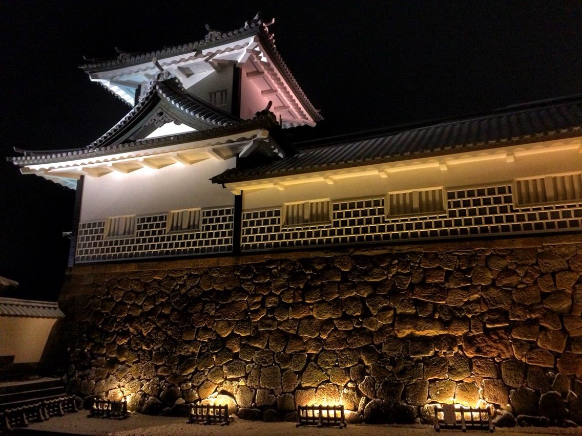 【石川】冬の金沢の風物詩 カニ面 : 何度でも訪れたい日本の風景