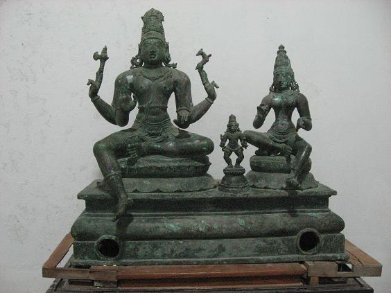 カレーなるインド 裏ブログ （見どころ・観光地・世界遺産）:インド最南端紀行（タンジャーヴール その1・ダンジャヴール王宮＆博物館）