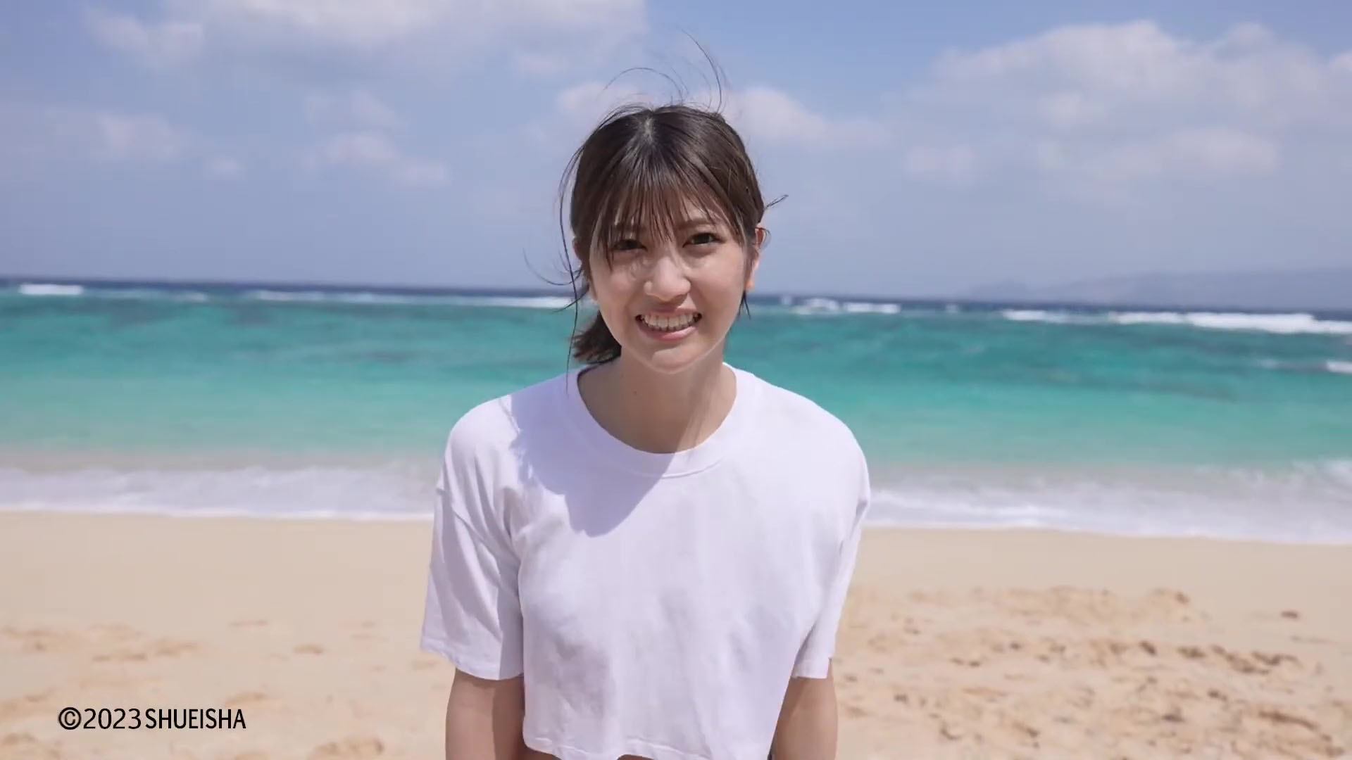 ABEMA専属アナが極小ビキニでグラビアに挑戦！！【GIF動画あり】 | アナきゃぷ速報