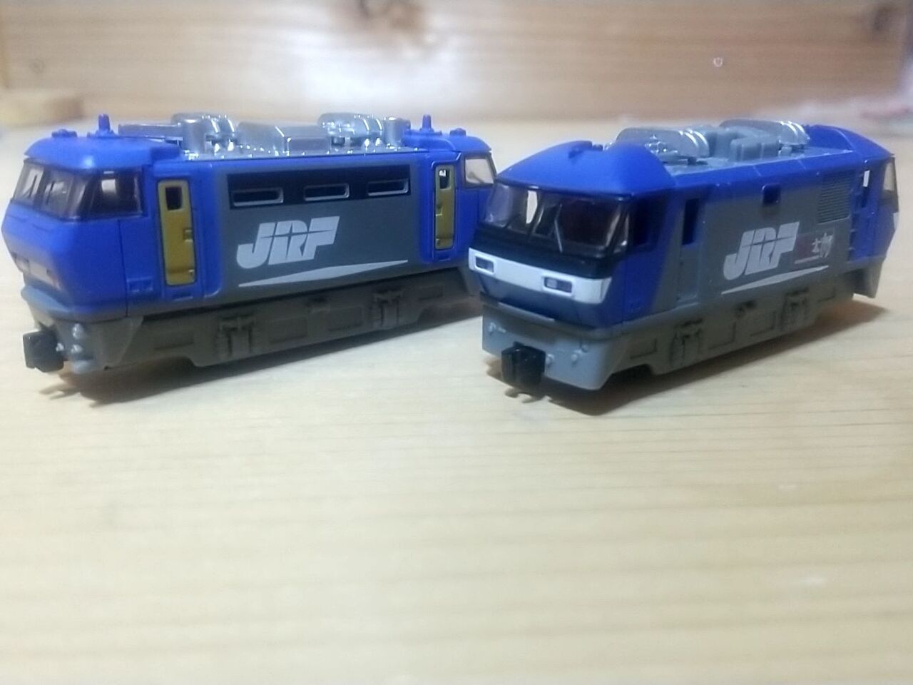 BトレEF200＆EF210（本日の入線車両その2） : コレクションボックス鉄道