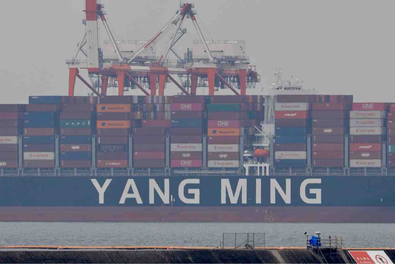 YM TRAVEL コンテナ船 : ハコモノと veesel の記録