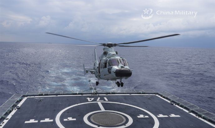 中国海軍の052D型駆逐艦「合肥」が、南シナ海で実戦を想定した実弾射撃訓練を実施！ : 軍事・ミリタリー速報☆彡