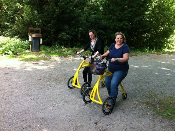 サイクルロード ～自転車への道／歩くように乗る自転車の意味｜ 高齢化社会: 介護: Alinker: 自立: 自律移動: