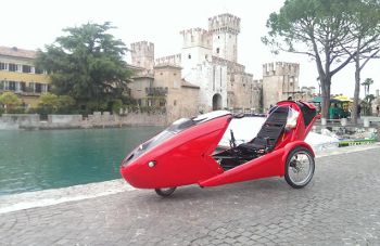 サイクルロード ～自転車への道／デザインが魅力的になる理由｜ Cabriovelo: 2CV-Paris: デザイン: Eバイク・カー ...