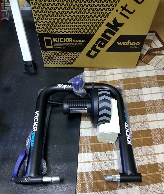 Wahoo KICKR SNAP トレーニングローラー台 (3 「Zwift」用 Wahoo KICKR SNAP トレーニングローラー台 (3 「Zwift」用
