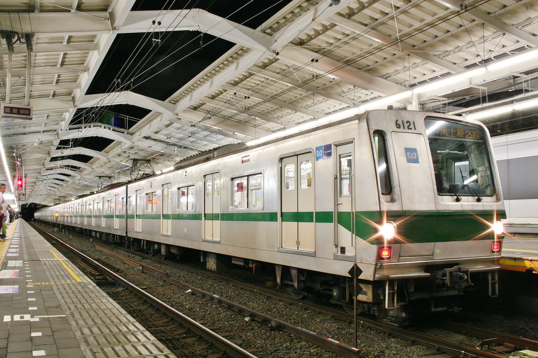 ダメダメ課長日記。 : 6021。