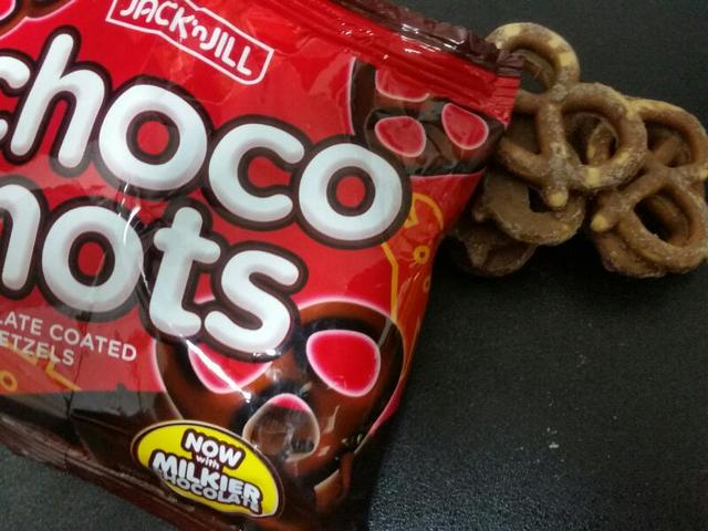 カカオの苦みにチョコっとLOVE ～JACK‘nJILL choco knots～ : 駄菓子屋文化探訪 ～大切なことはすべて駄菓子屋が教えてくれた～