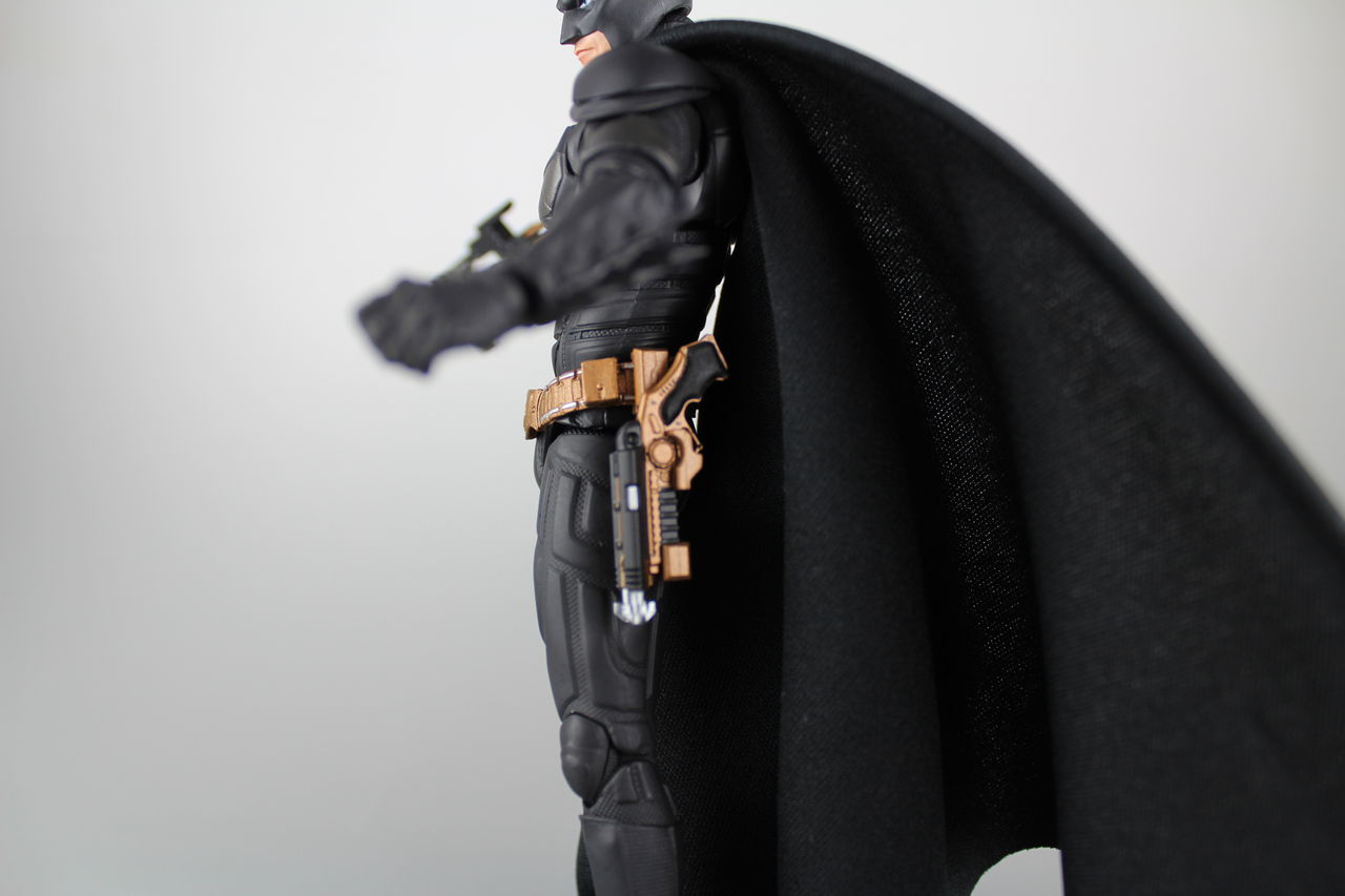 レビュー】S.H.フィギュアーツ バットマン(The Dark Knight レビュー】S.H.フィギュアーツ バットマン(The Dark Knight