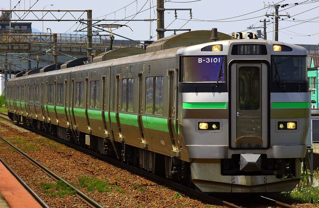 JR北海道の列車たち2～733系3000番台～ : 新適鉄