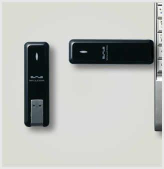 いつの間にか「WILLCOM CORE 3G」。IntelMac対応。 : ミーハーのこだわり