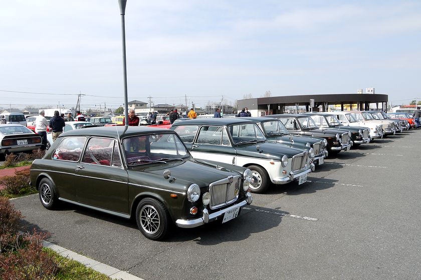 ADO16を並べる話♪ : 東京おとなガレージ