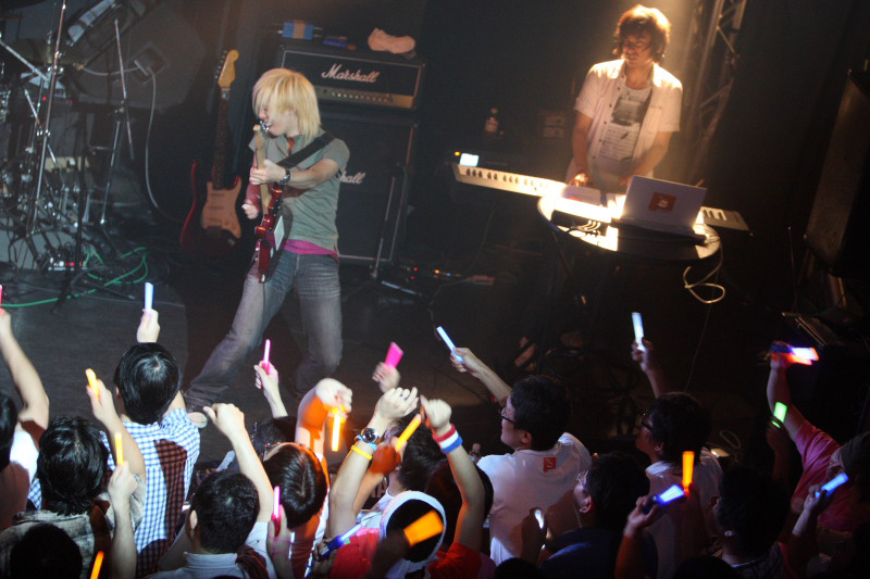 Demetori and Bible Blog:fripSide×NAO project ライブ2008「split tears」大阪公演 ...