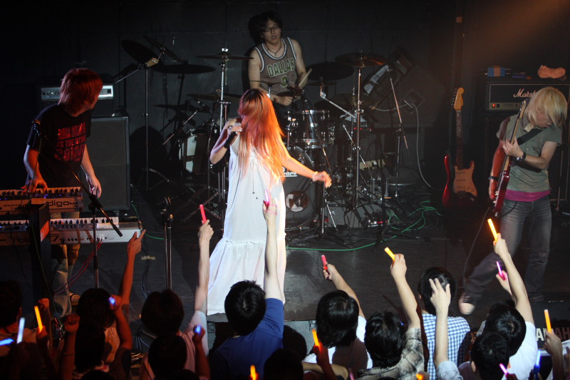 Demetori and Bible Blog:fripSide×NAO project ライブ2008「split tears」大阪公演 ...