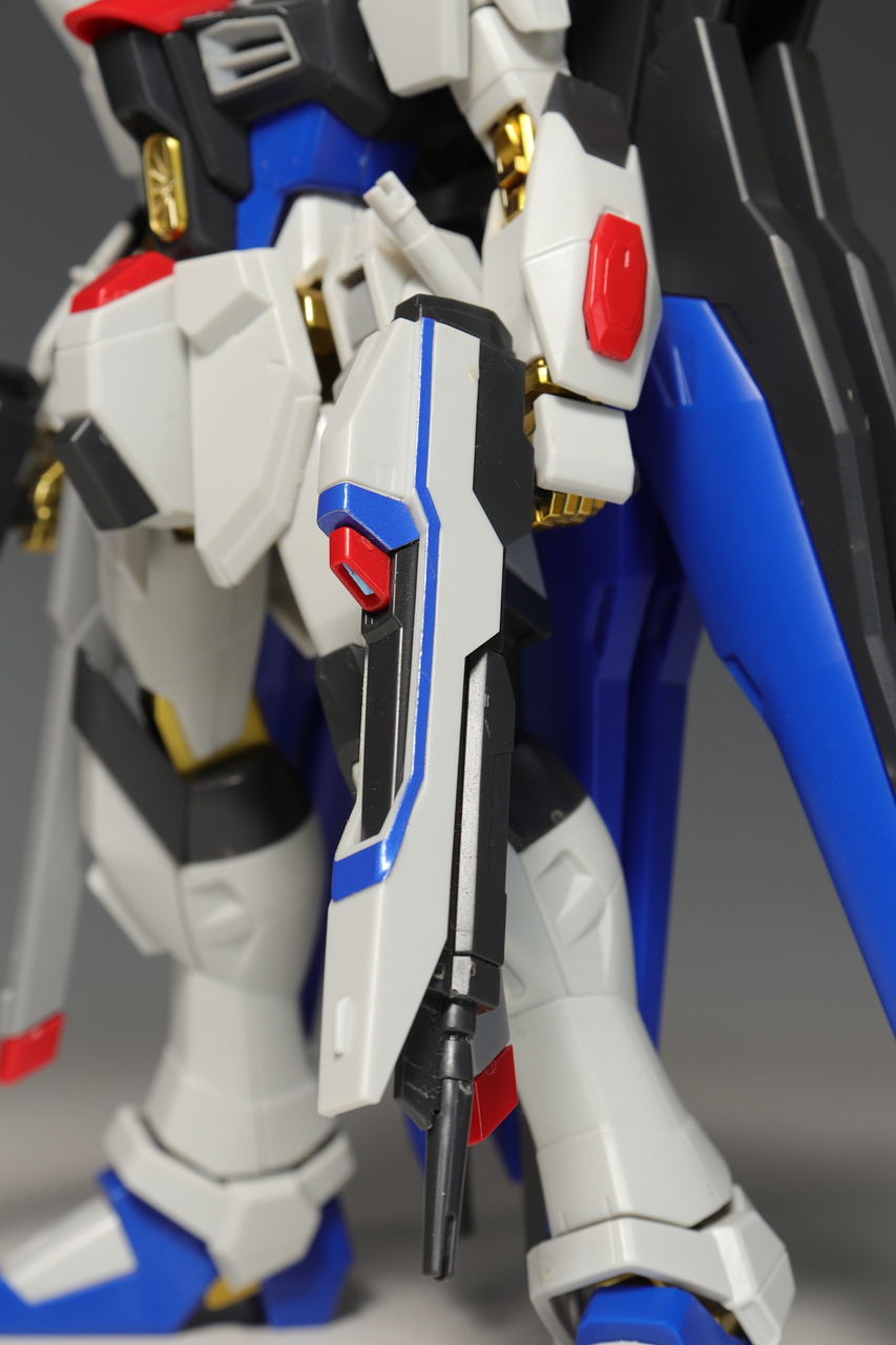 HGCE ストライクフリーダムガンダム 光の翼DXエディション HGCE ストライクフリーダムガンダム 光の翼DXエディション