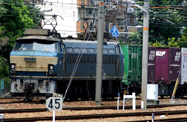 少しだけ、EF66－0番台 2 : 電気屋の鉄道資料館