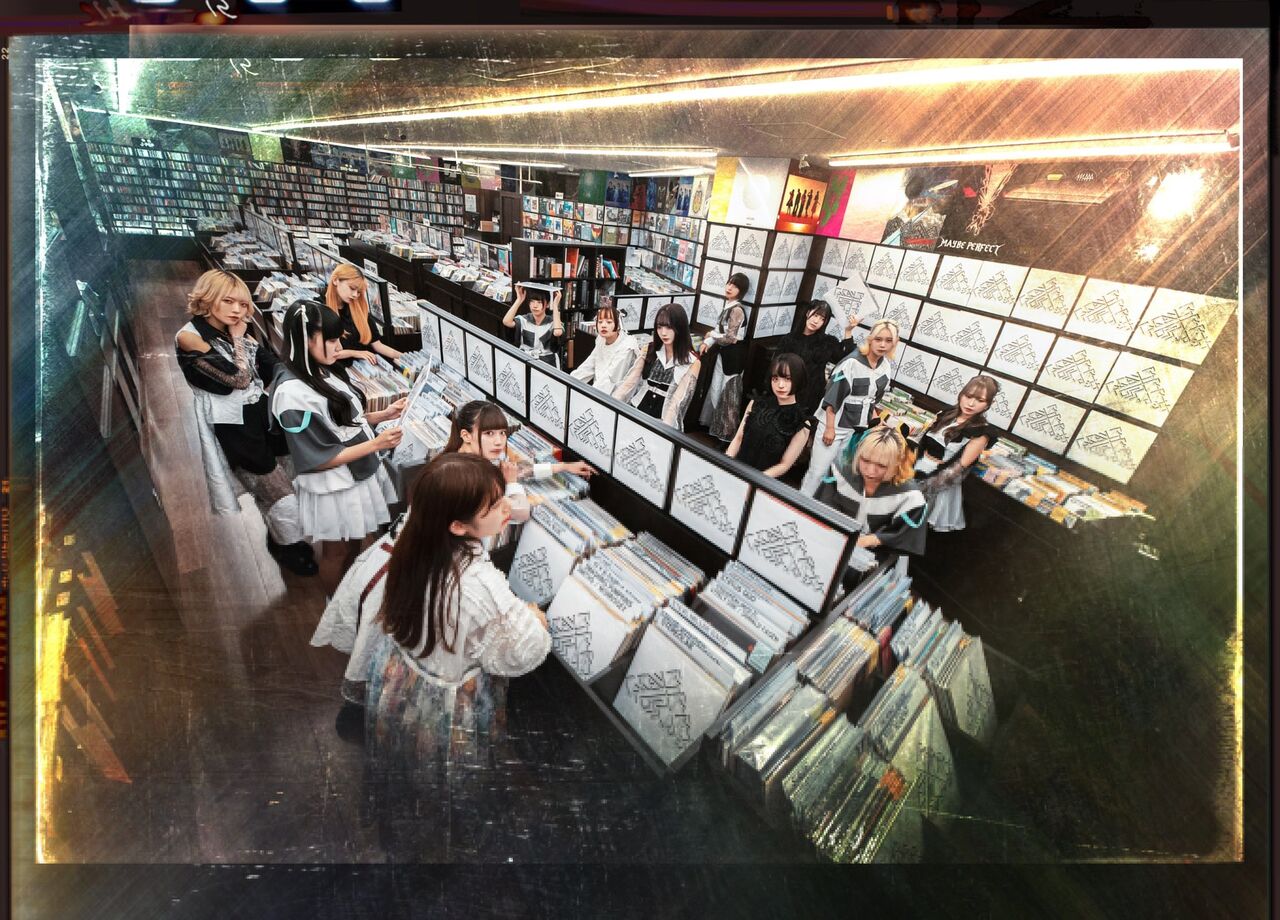 【当店限定特典あり】RAY/代代代/クロスノエシス 3way SPLIT発売決定！ : diskunion ROCK in TOKYO