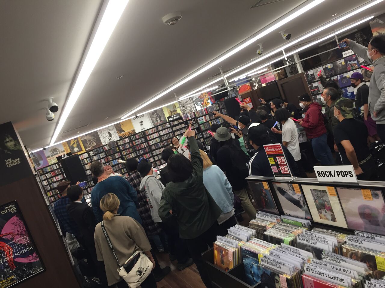 大盛況で終了いたしました！10/14(金)"さかさまJr." ROCK in TOKYO限定販売&インストアライブ決定 ...