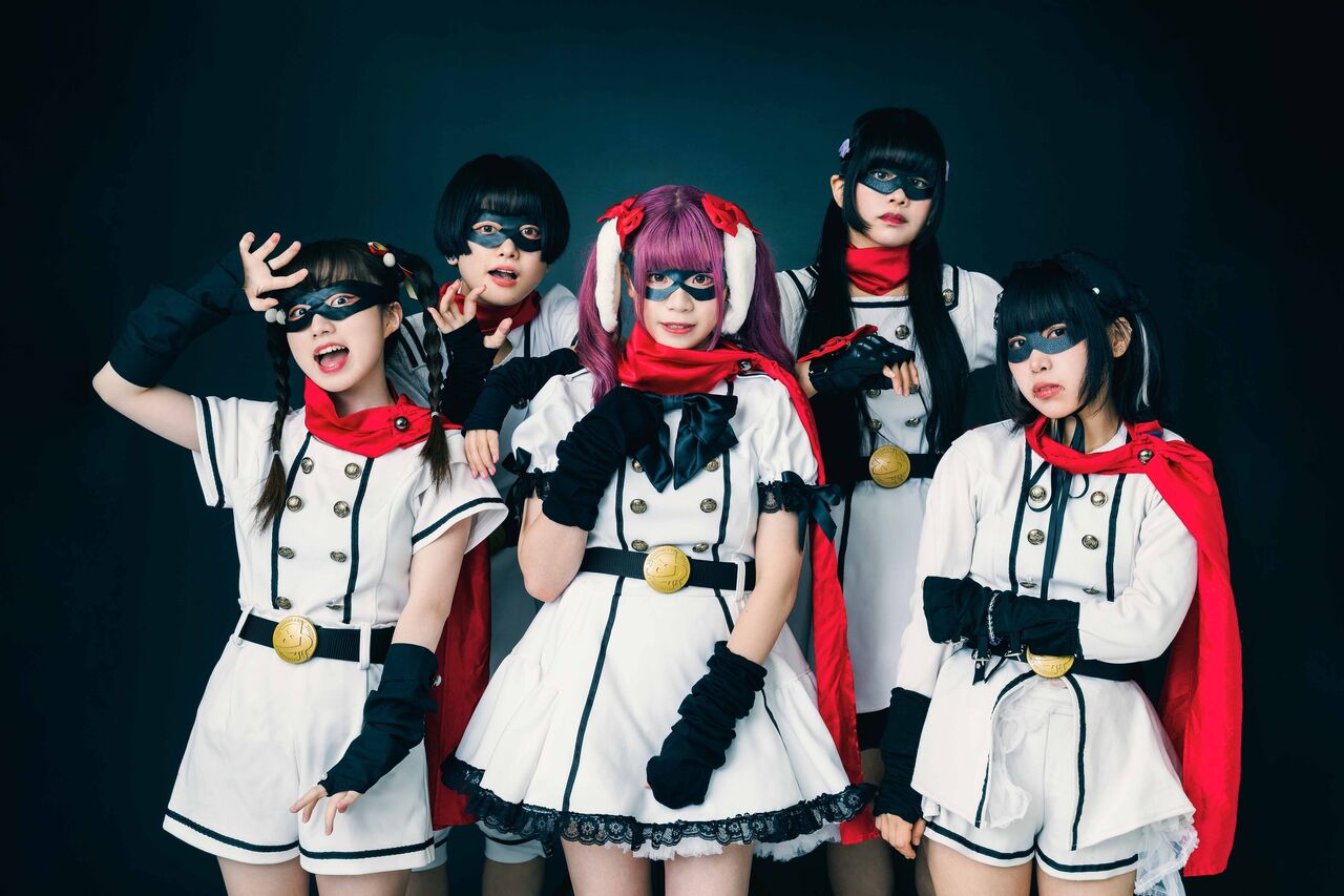 店長業務終了お疲れ様でした！⇒めろん畑a go go「BLACK MELON」「WHITE MELON」発売記念インストアイベント開催決定 ...