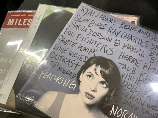 【中古情報】新着LP紹介 NORAH JONES,チェット・ベイカー,MILES DAVIS他 : ディスクユニオン横浜関内ジャズ館