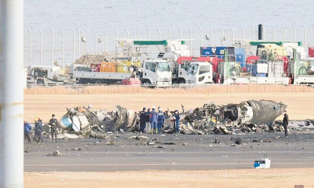 JAL516便と海保MA722が衝突、炎上 : ろっぱのサブ・ブログ