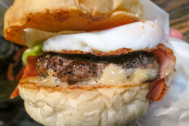 Jami Jami Burger 町田店 （東京都町田市） : 食で奏でる旅の記憶