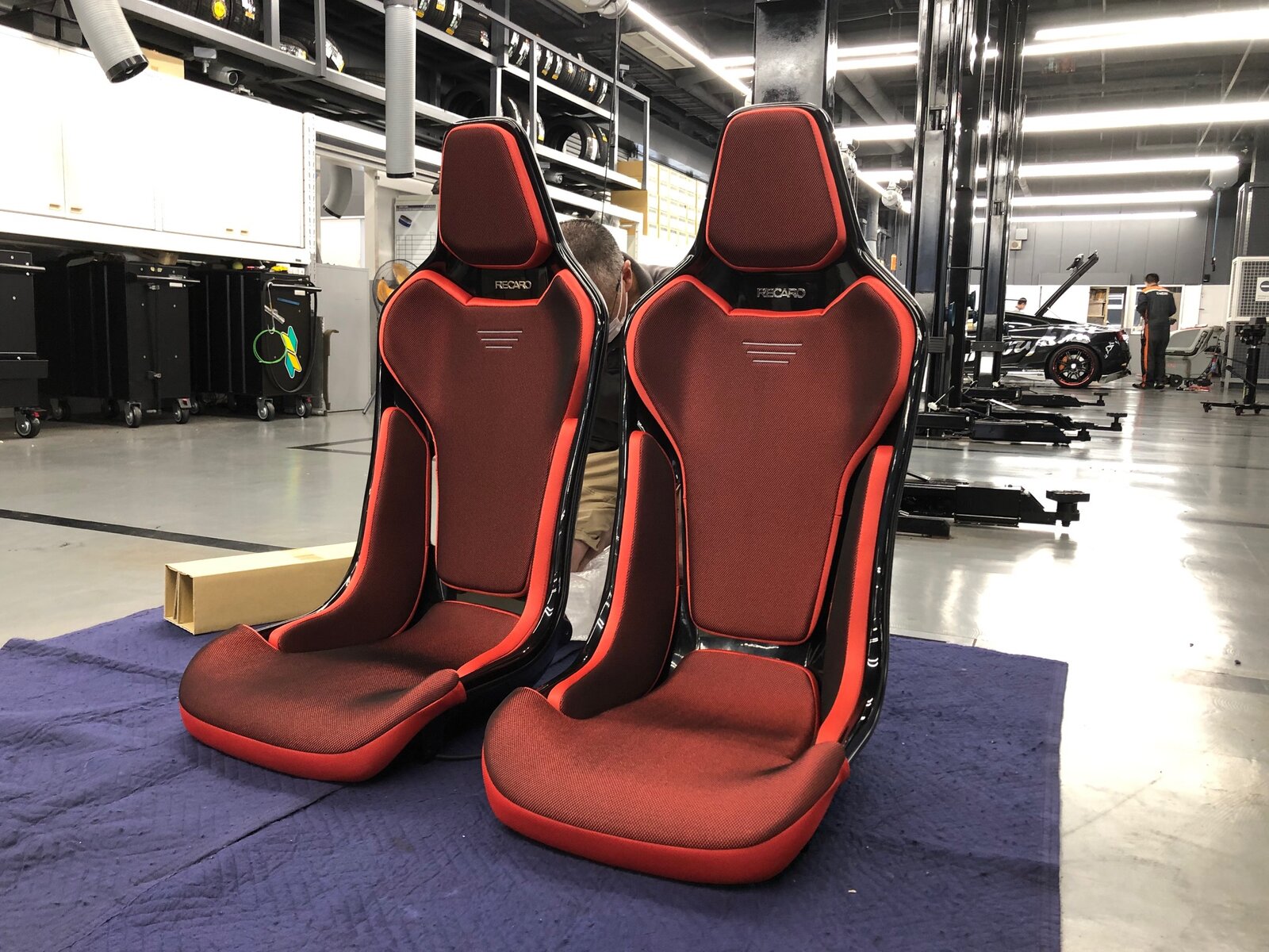 新商品RECARO RCSシート展示してます。 : EAST CLOUD★スバル 日記