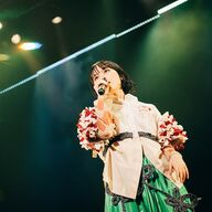 【TOMOO】10パターンの衣装を着用した「Present」MVが公開！ : えびまるブログ