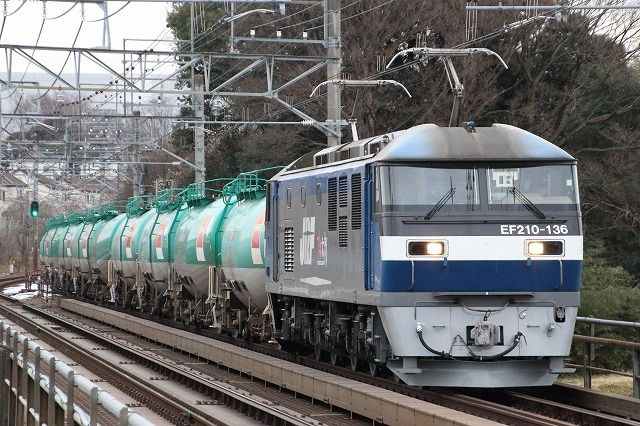 写メ鉄:中央本線浅川鉄橋で83レ（EF641012）
