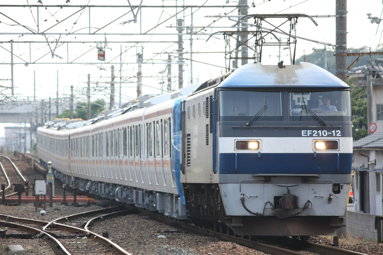 晴海の備忘録 : 7月28日 TX2000系甲種と広電宇品花火臨撮影（1）