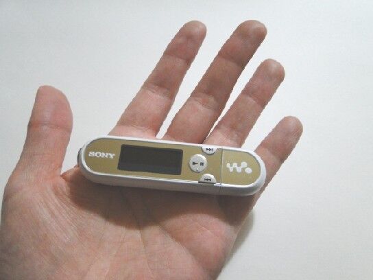 さくの家電のーと : 着せ替えウォークマン第2弾 NW-E040シリーズ
