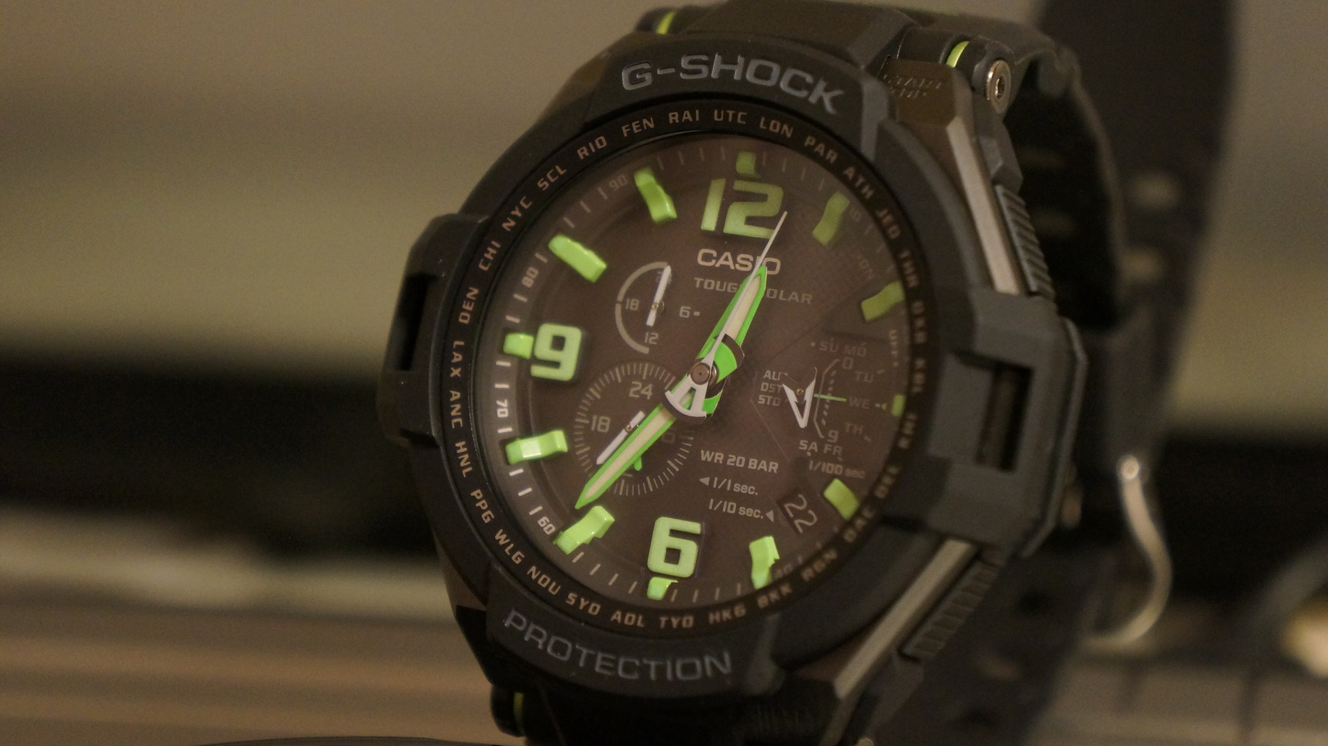 Eitaro × Ninja : 【カワサキ色】CASIO G-SHOCK SKYCOCKPIT GW-4000-1A3JF（並行モデル）購入