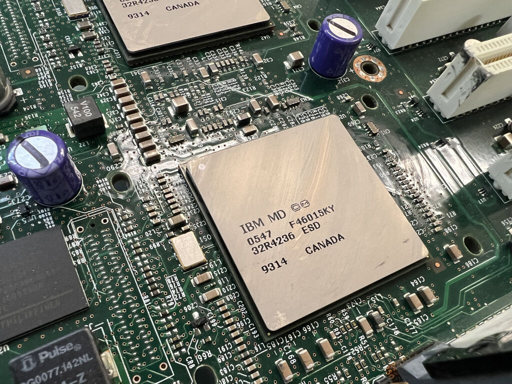 似非管理者の寂しい夜:IBM x366のPCIバス - livedoor Blog（ブログ）