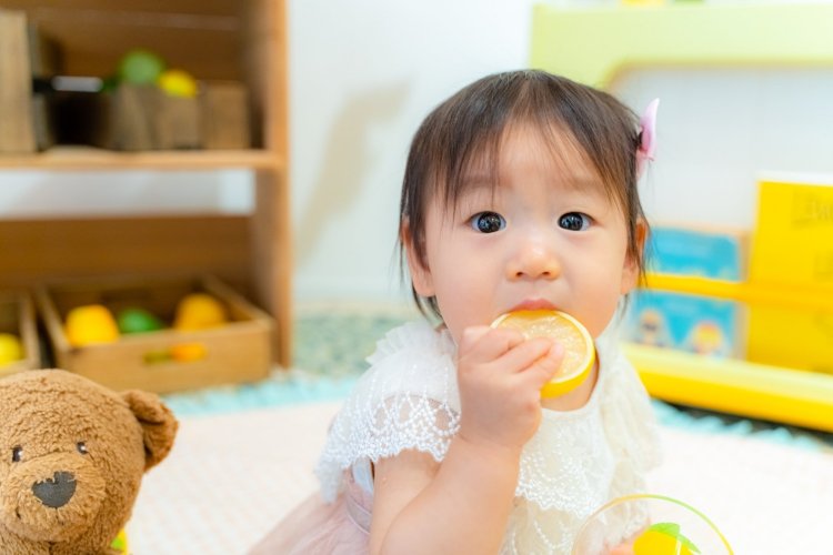 〇〇ちゃん一歳の記念写真 2 : ettomio ニュース斜め読み