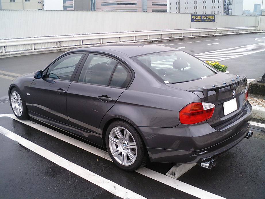BREYTONトランクスポイラーfor E90 装着^^: Evening Sky Engine 【BMW F10←E91←E90←E87】