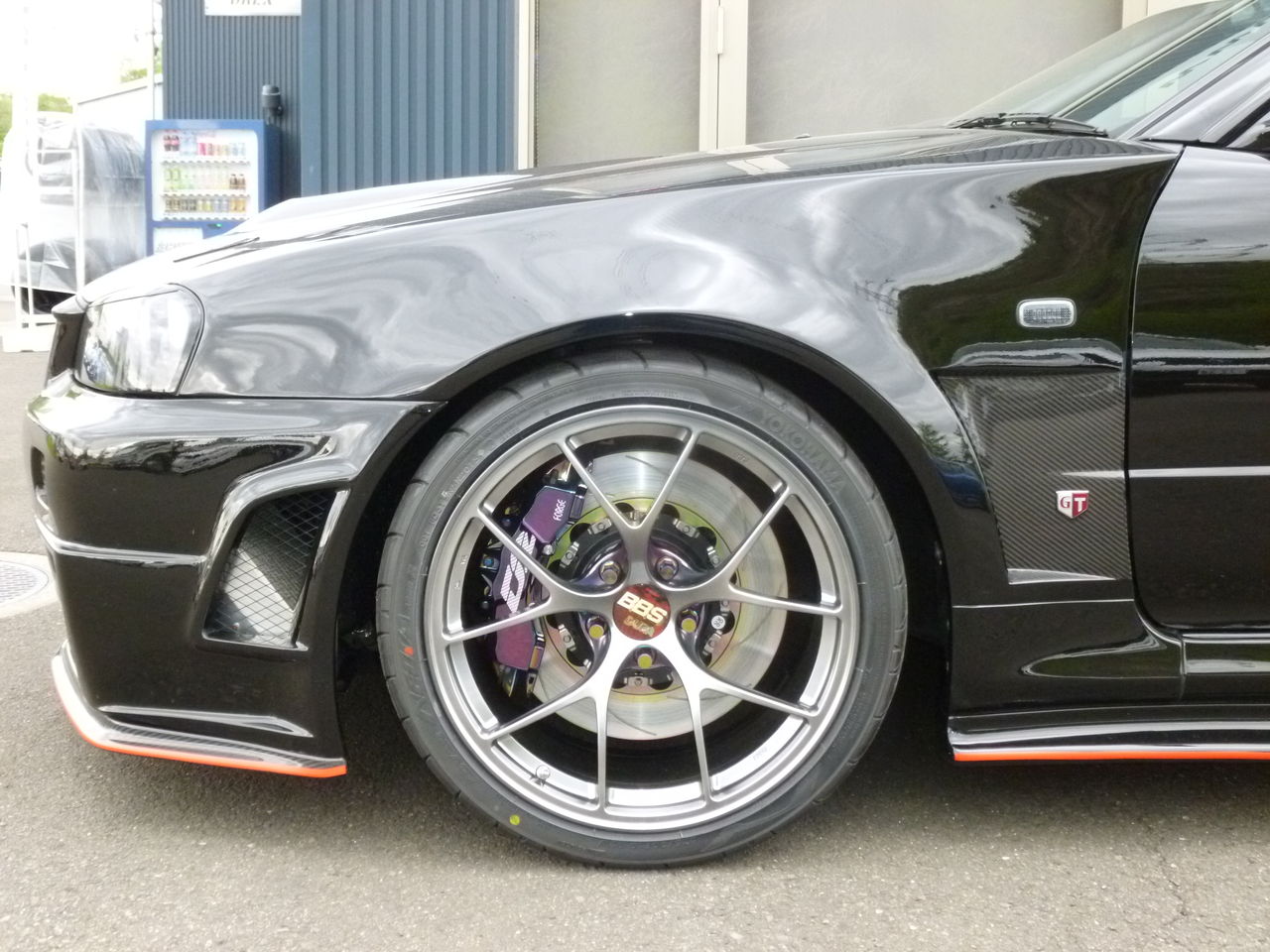 BNR34 GTR : SCREEN D2JAPAN パーツ取り付け日記