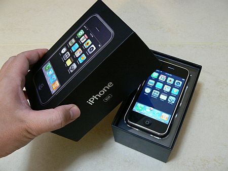 iPhone買いました。 : evermusic2005のblog