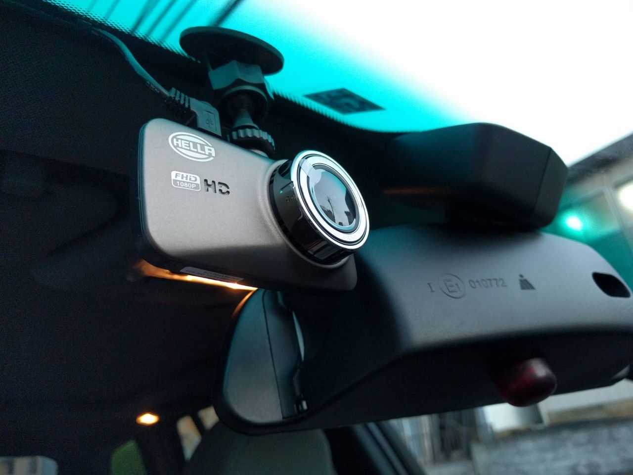 おすすめ！HELLA DR520 ドライブレコーダー : EX FACTORY BLOG