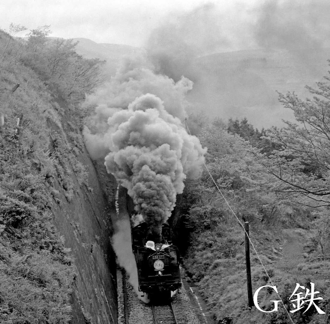 C58277牽引 SLおとぎ号 久大本線由布院 1972年5月5日 : G鉄グラフィティ