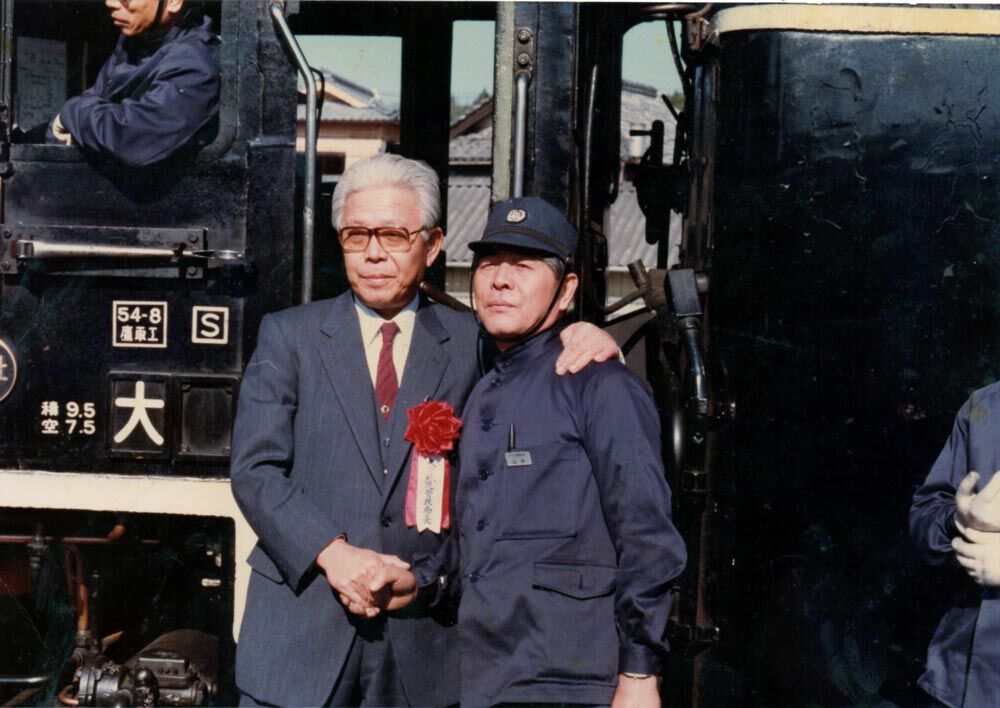 思い出の「SL豊の国号」 その2 大分運転所記録係撮影 C581写真帳 : G鉄グラフィティ