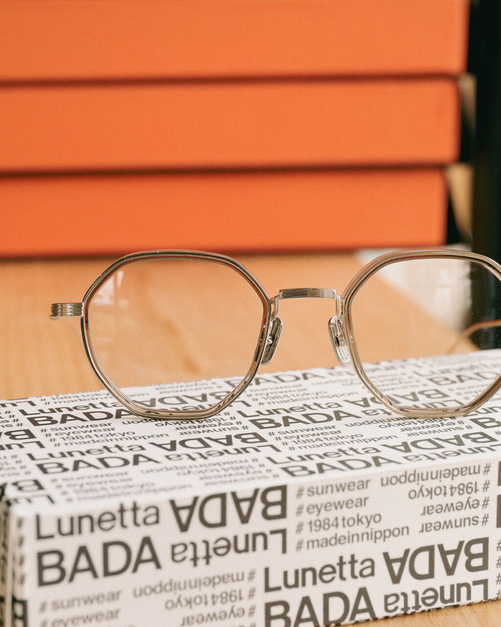「シンプルだけど、なんかおしゃれ。 その“なんか”にちゃんと理由がある。」 Lunetta BADA：ルネッタバダ " No.73/06 " 新作メガネフレーム 6th collection ...
