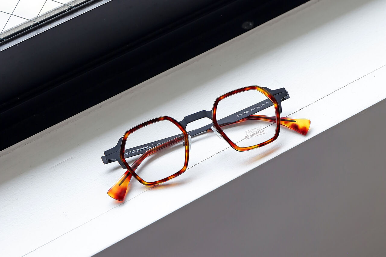 FREDERIC BEAUSOLEIL " C155 " Bold Geometry：角張ったシルエットで放つ新しいスタイルのメガネフレーム ...