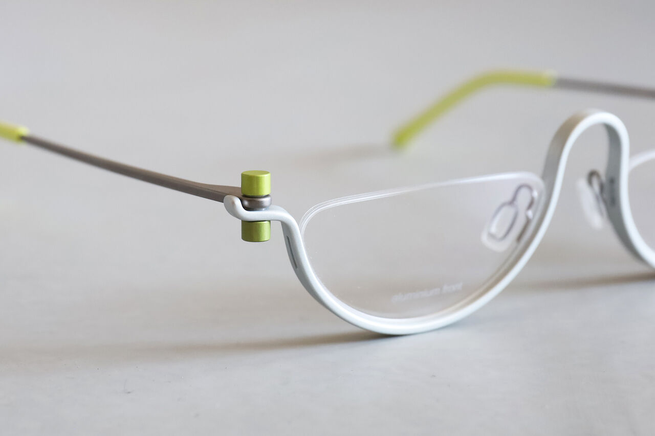 prodesign：denmark ゲイル・スペンス氏デザインのアイコニックな逆ナイロール眼鏡フレーム " GAIL ONE " " GAIL THIRTEEN " | 熊本のメガネ ...