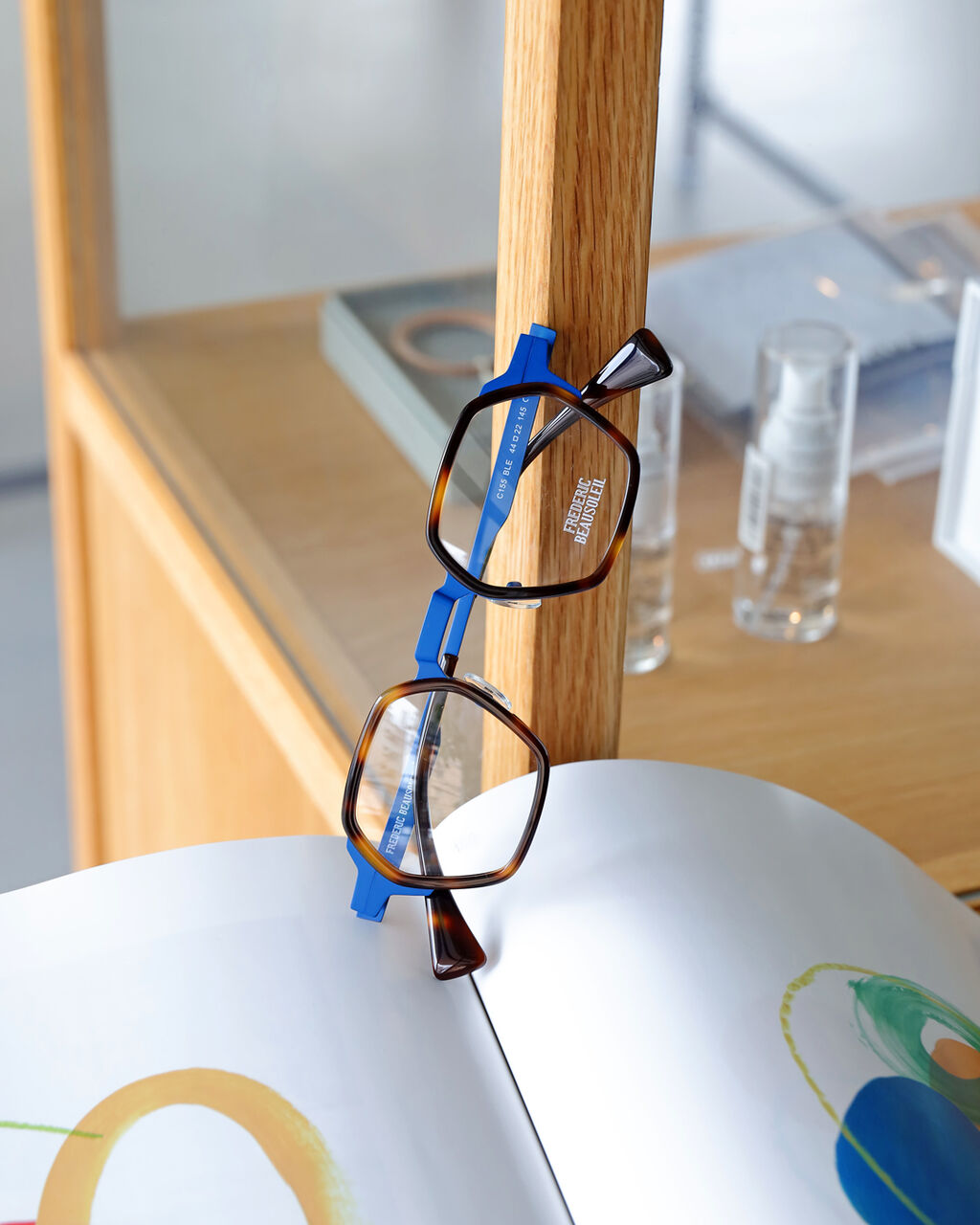 FREDERIC BEAUSOLEIL " C155 " Bold Geometry：角張ったシルエットで放つ新しいスタイルのメガネフレーム ...