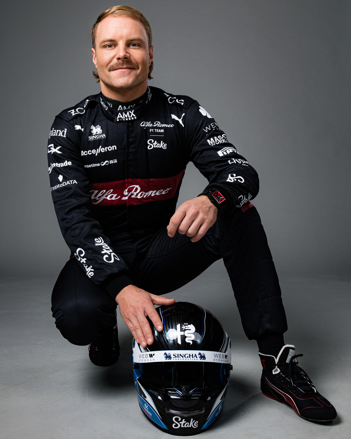 ヴァルテリ・ボタス 2023年F1ヘルメット写真 : F1通信jp