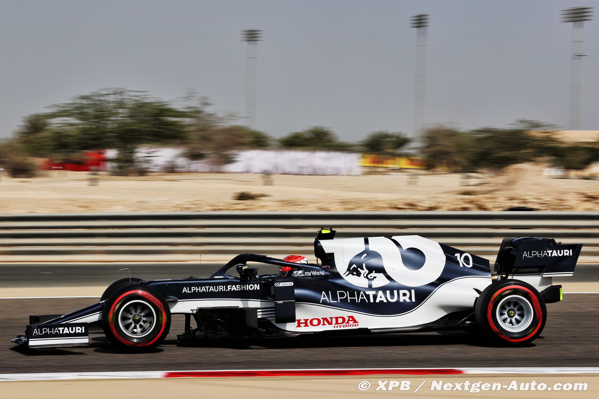 アルファタウリ・ホンダAT02 走行写真：F1バーレーンGP : F1通信jp