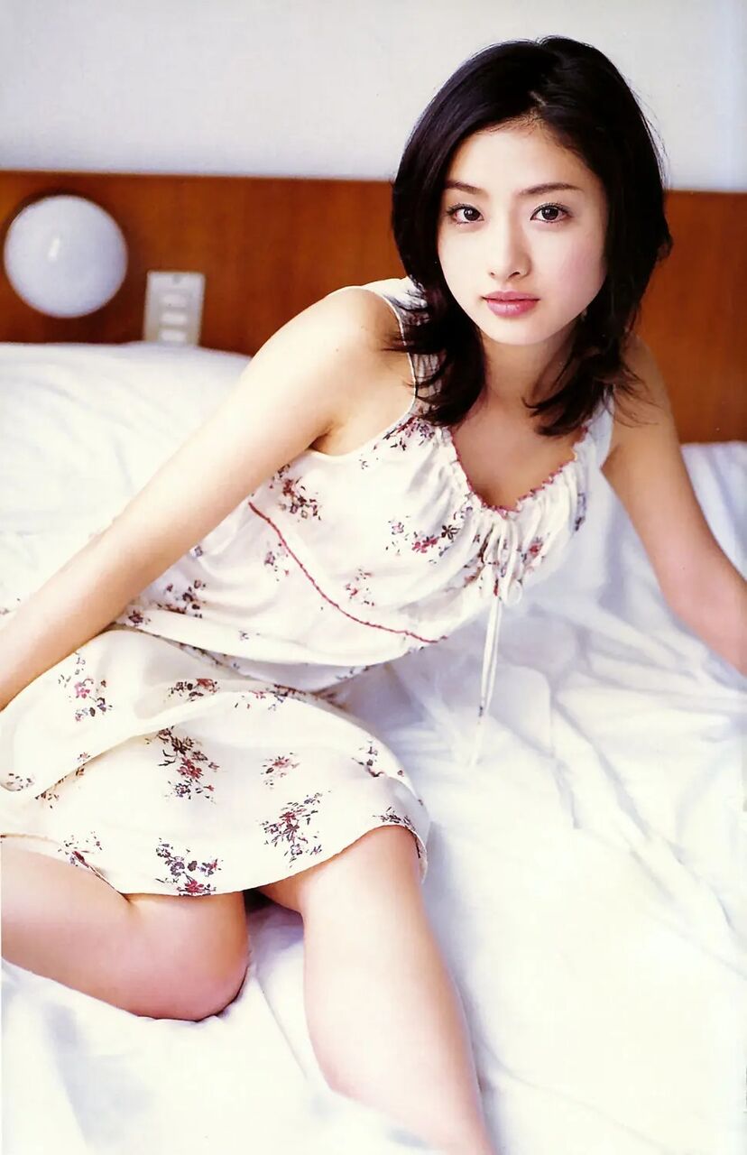 【画像あり】石原さとみ、ついに濡れ場解禁！キレイな乳首・おっぱい【2025年5月】 : FACESWITCHと芸能人の乳首を追い求めて