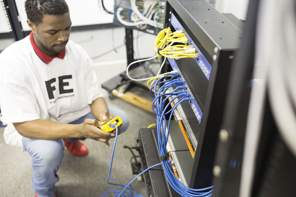 Field Engineer - The Pioneers In Field Services : Field Engineer Job Portal