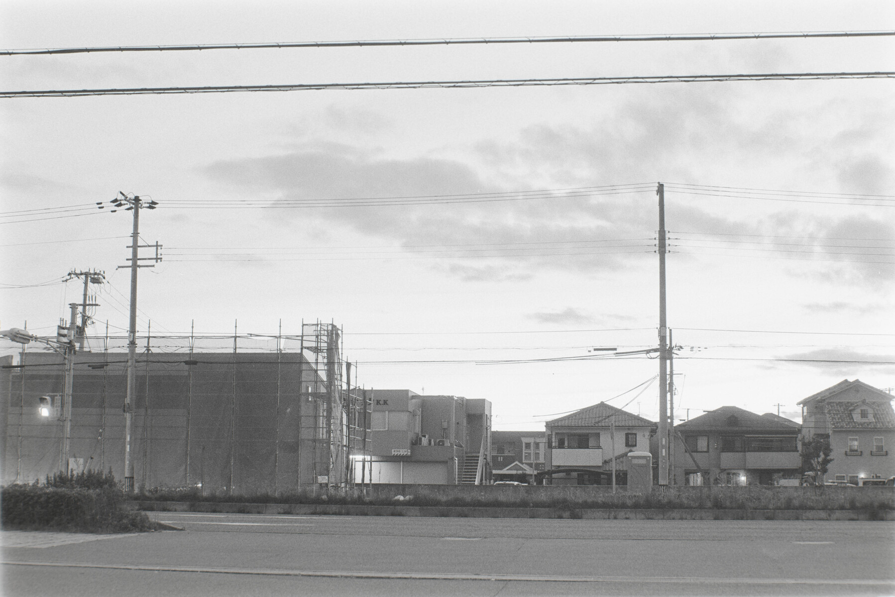 D76 vs. Rodinal 現像液の違いとは : Darkroom Door