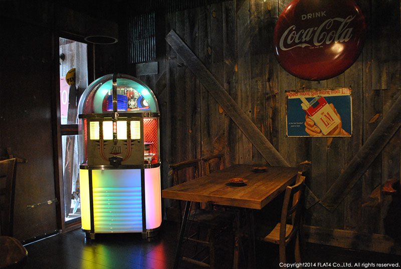 Today's FLAT4: 大阪「BAR Split」様にて"1949 AMi Model C"をお買い上げいただきました！